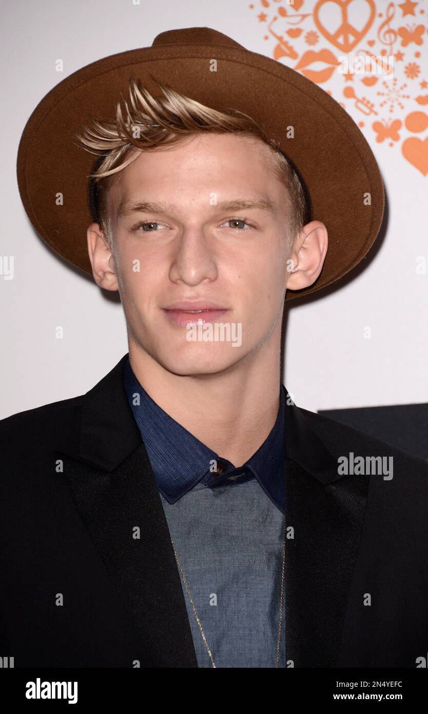 Cody Simpson arrives at the 21st Annual Race to Erase MS Gala at the ...