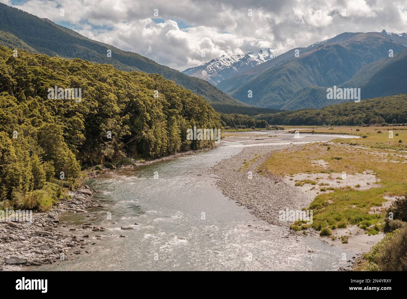 Makarora river new zealand hi-res stock photography and images - Alamy