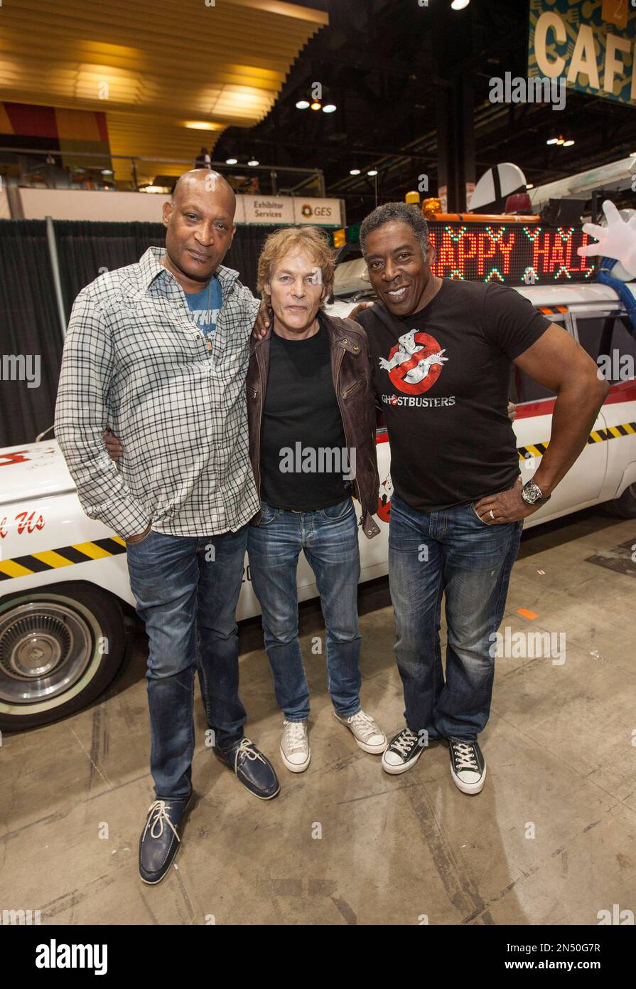 Actors Tony Todd, Michael Masse and Ernie Hudson at the Chicago Comic ...