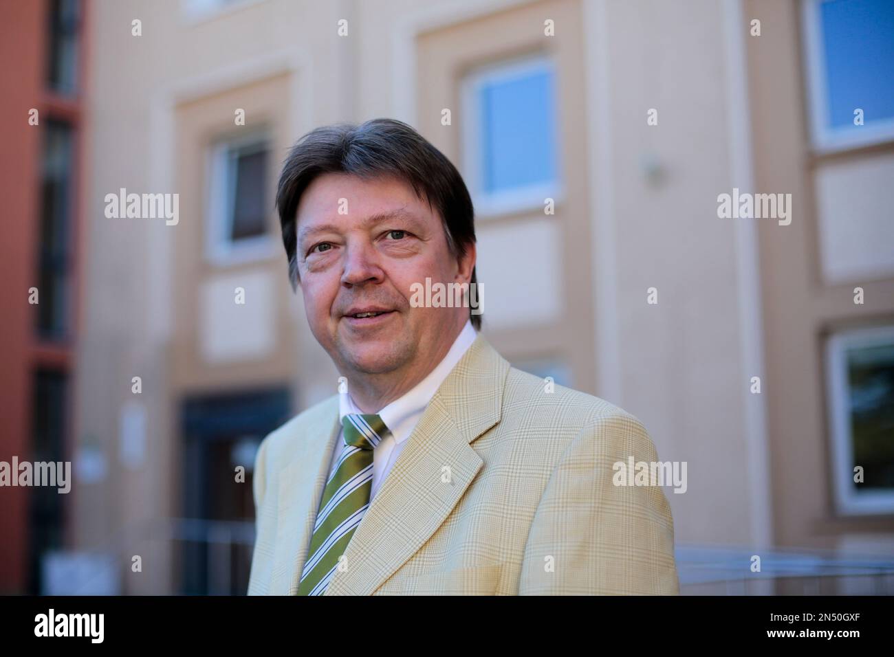 TO GO WITH STORY GERMANY STRANDED STUDENTS BY KIRSTEN GRIESHABER - In ...