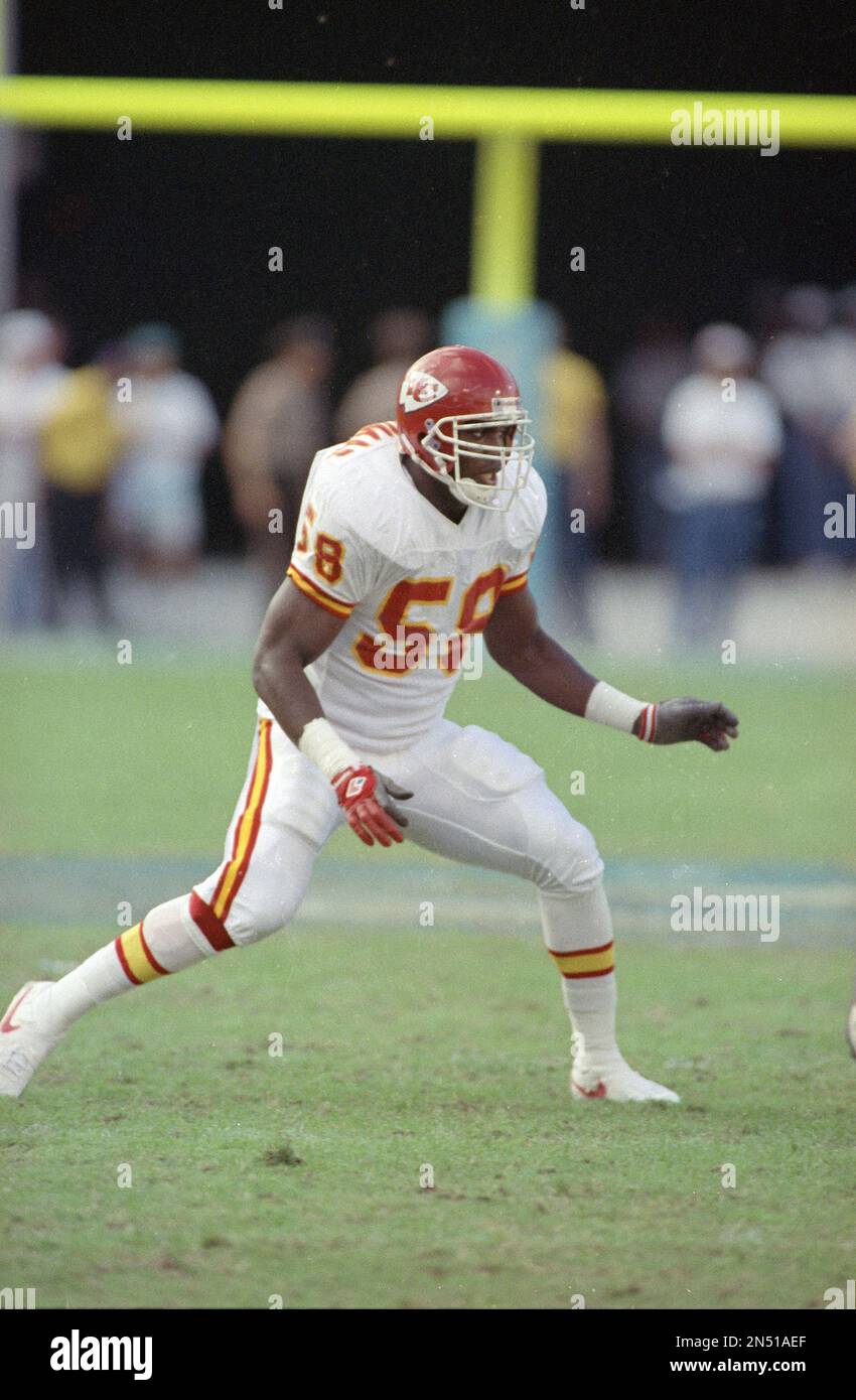 RAW FILE - Kansas City Chiefs linebacker Derrick Thomas is seen before ...