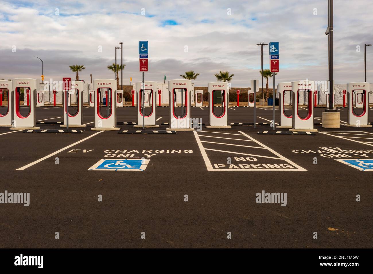 Tesla supercharger station at the Harris Ranch in California Stock ...