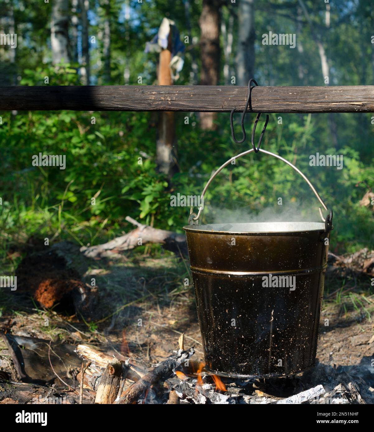 Hanging bivouac hi-res stock photography and images - Alamy