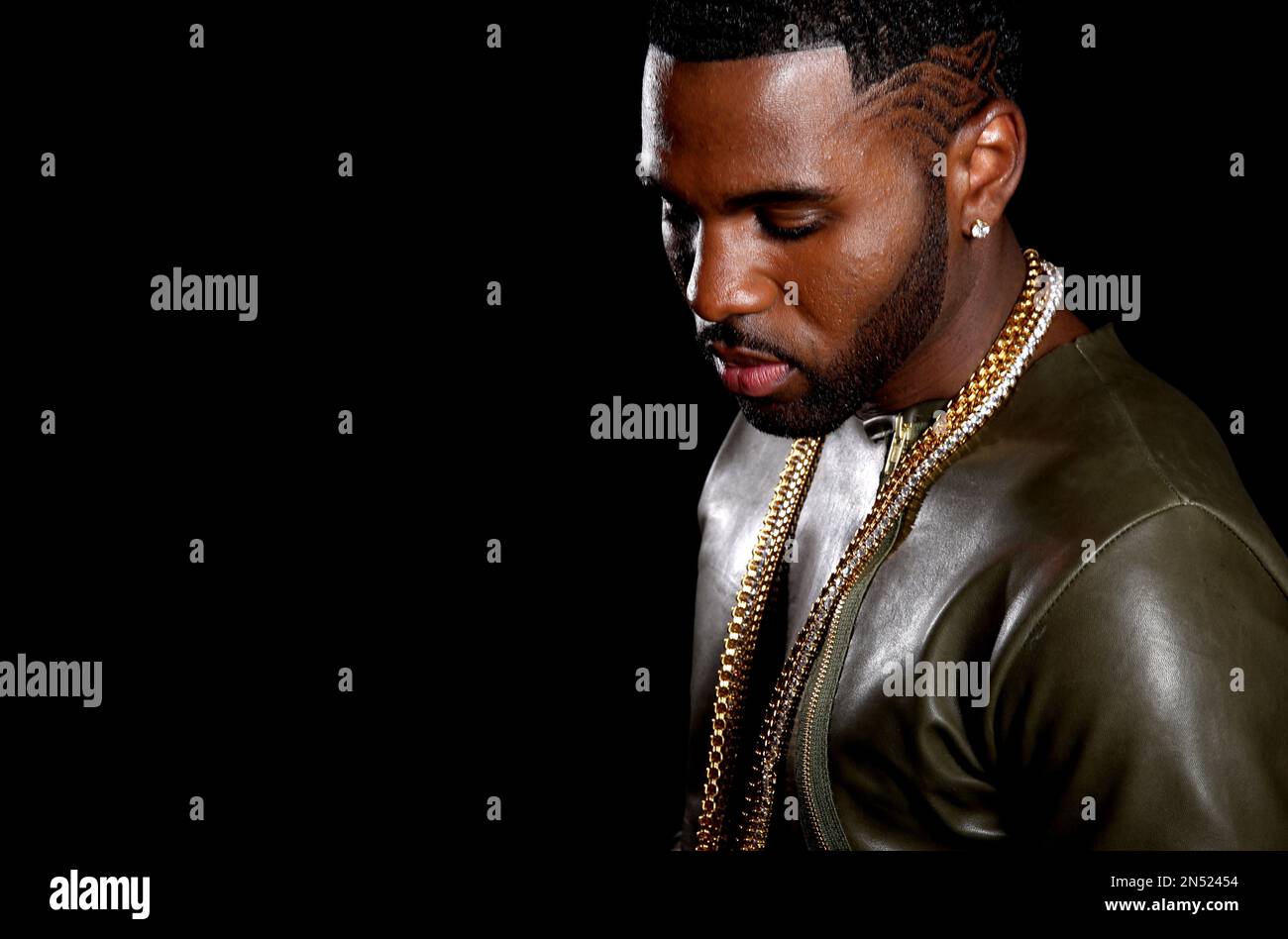 Jason Derulo poses for a portrait on Tuesday, April 15, 2014 in Los ...