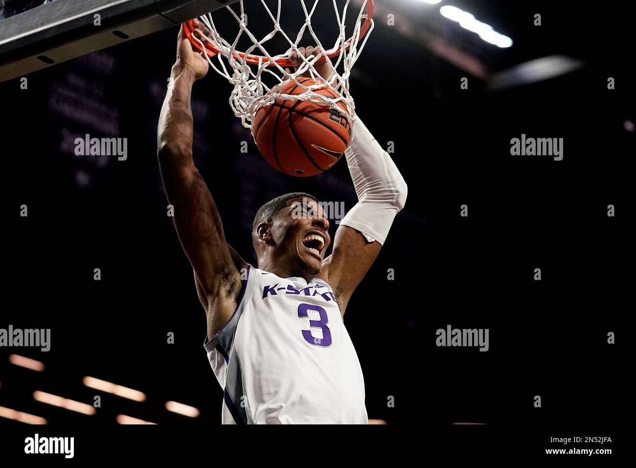 Kansas State forward David N'Guessan dunks the ball during the second ...