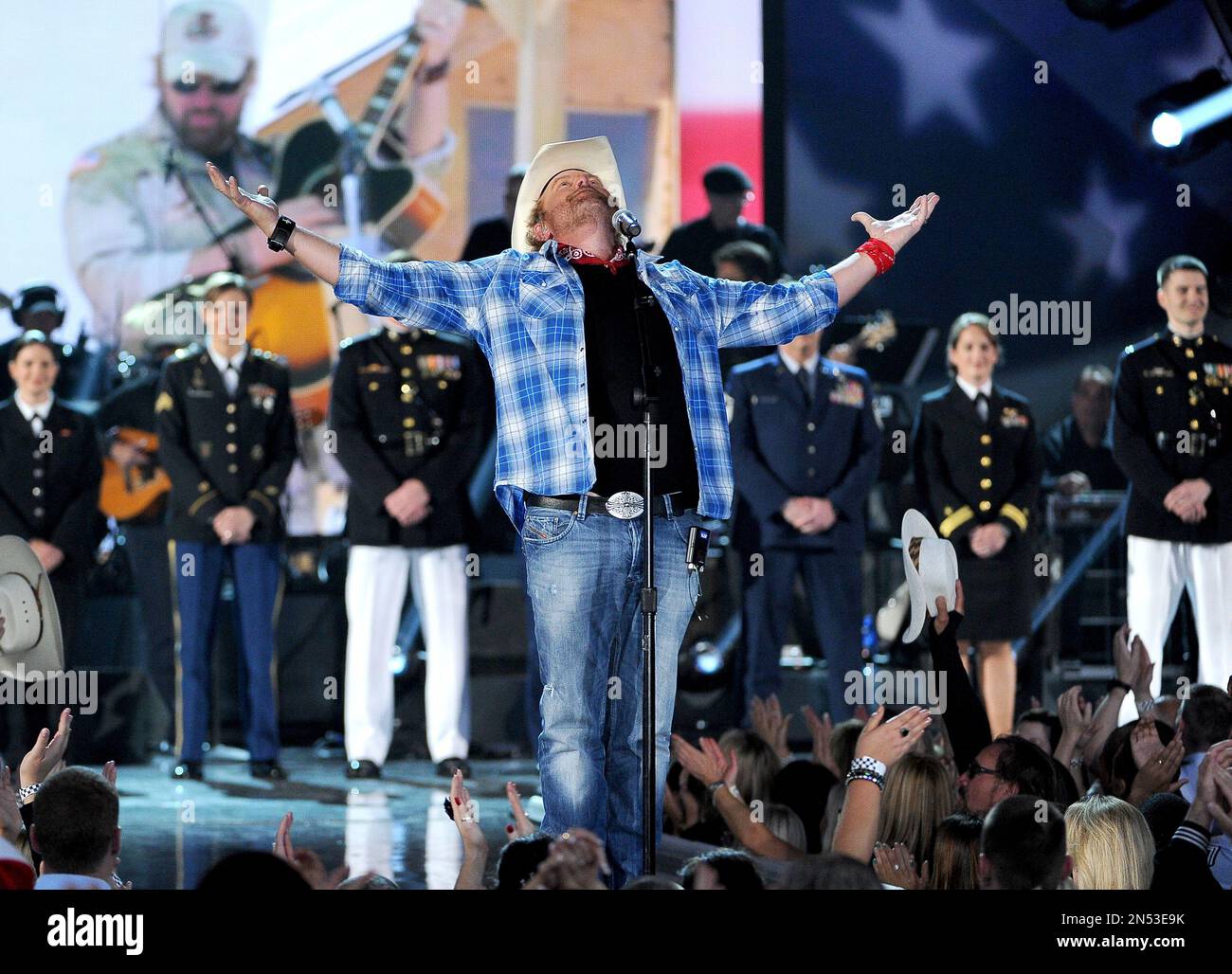 Toby Keith performs at ACM Presents an All-Star Salute to the Troops on ...