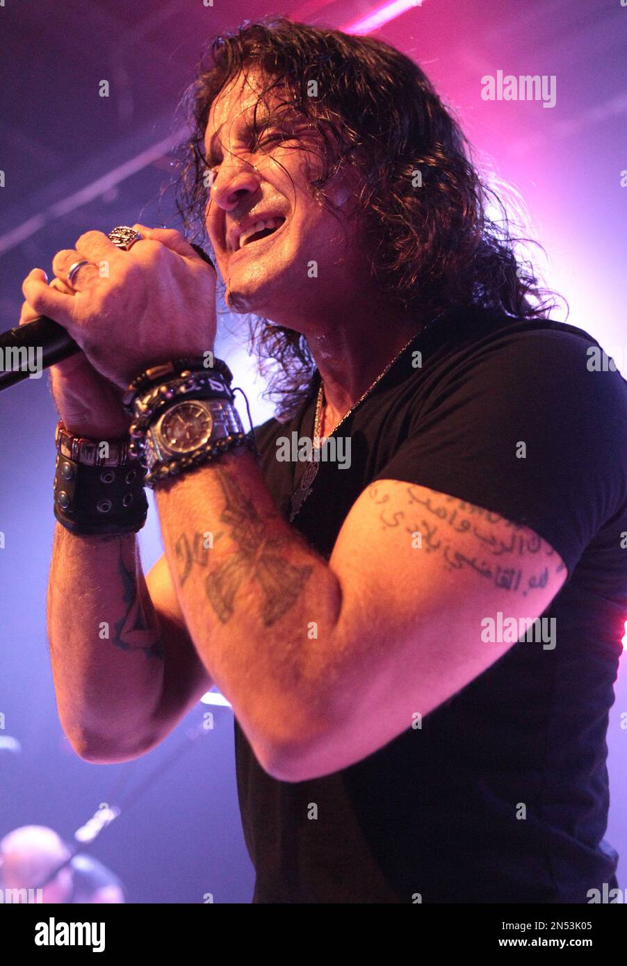 Singer Scott Stapp of the band Creed performs solo in concert at ...