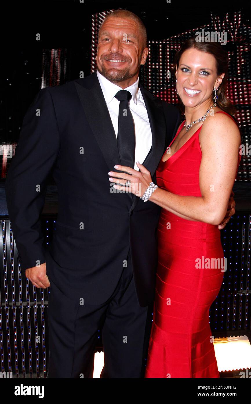 Stephanie Mcmahon Y Levesque