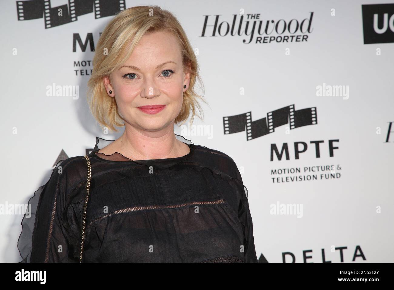 Samantha Mathis arrives at the 3rd Annual Reel Stories, Real Lives ...