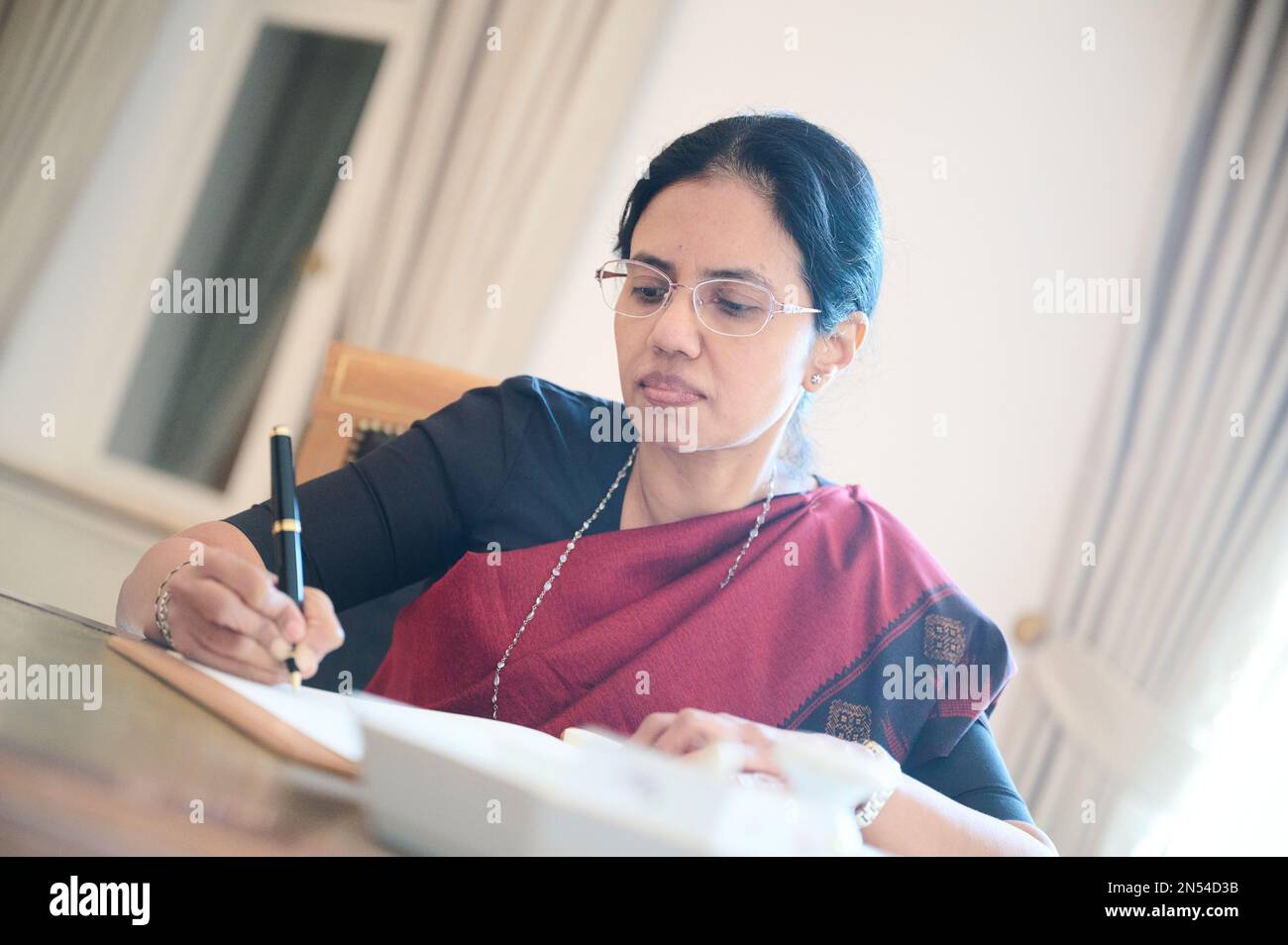 Varuni muthukumarana hi-res stock photography and images - Alamy
