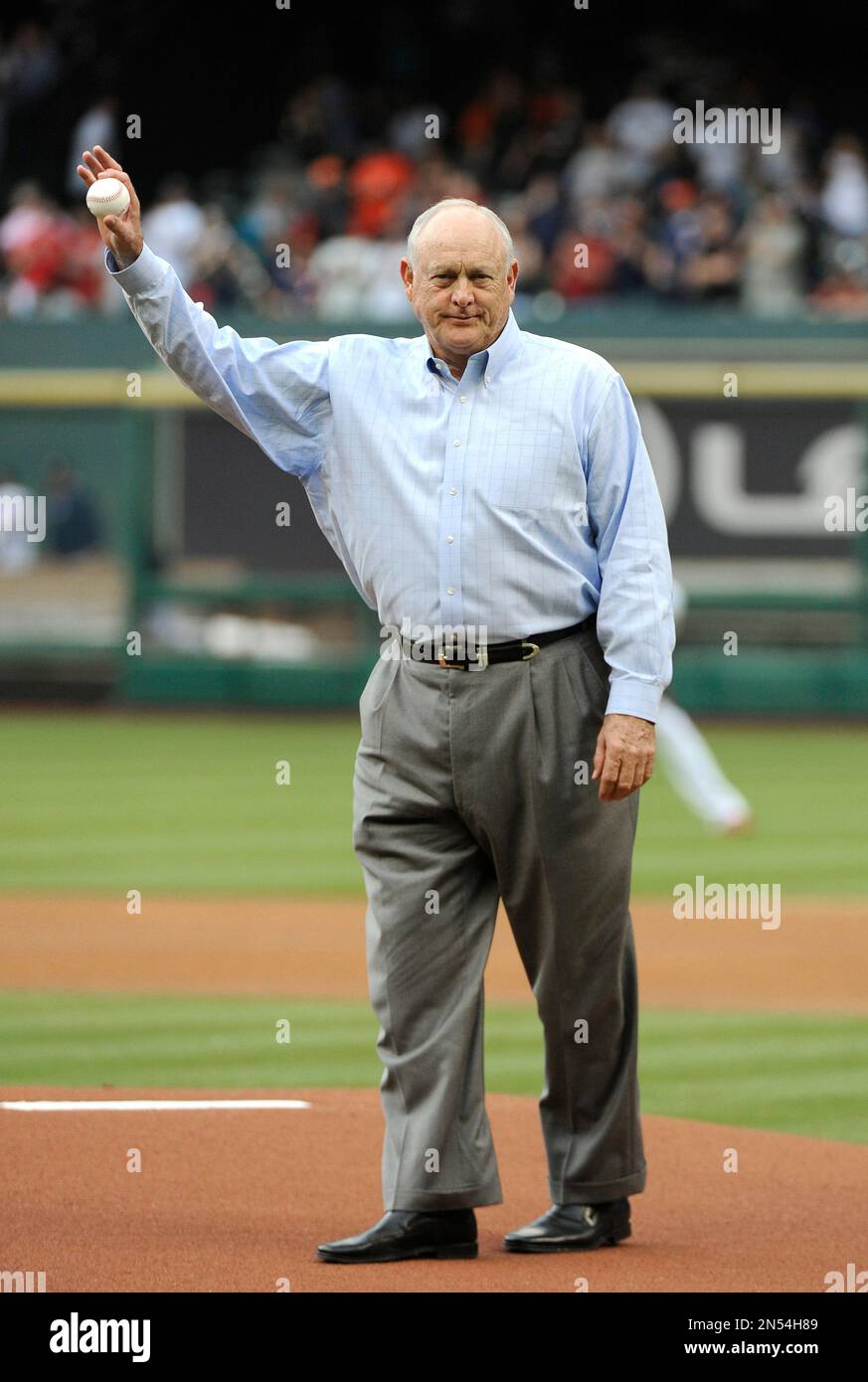 Hall-of-Fame pitcher and former Houston Astro Nolan Ryan acknowledges ...