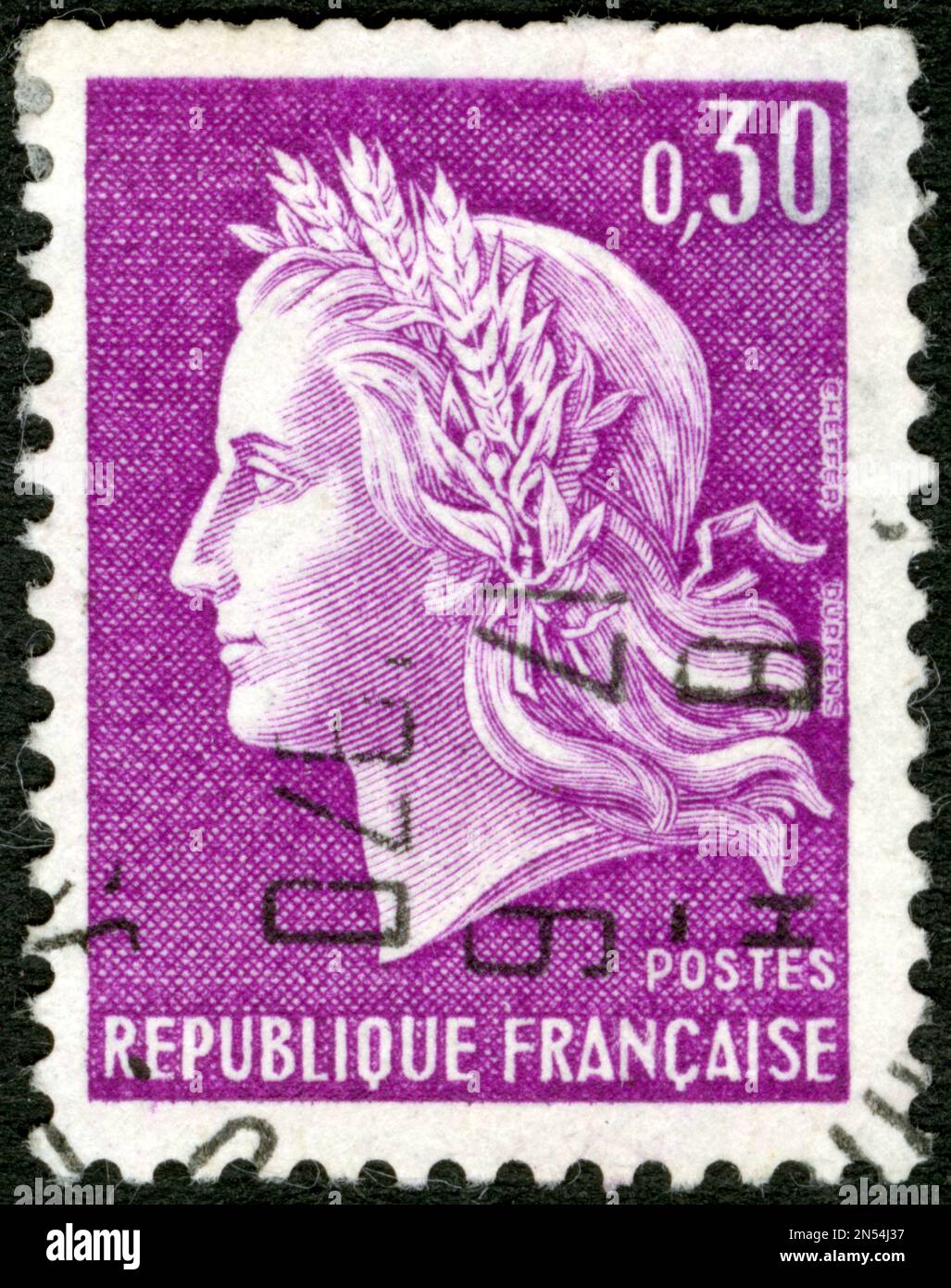 TIMBRE OBLITÉRÉ MARIANNE VIOLET. POSTES. RÉPUBLIQUE FRANÇAISE. 0,30 ...