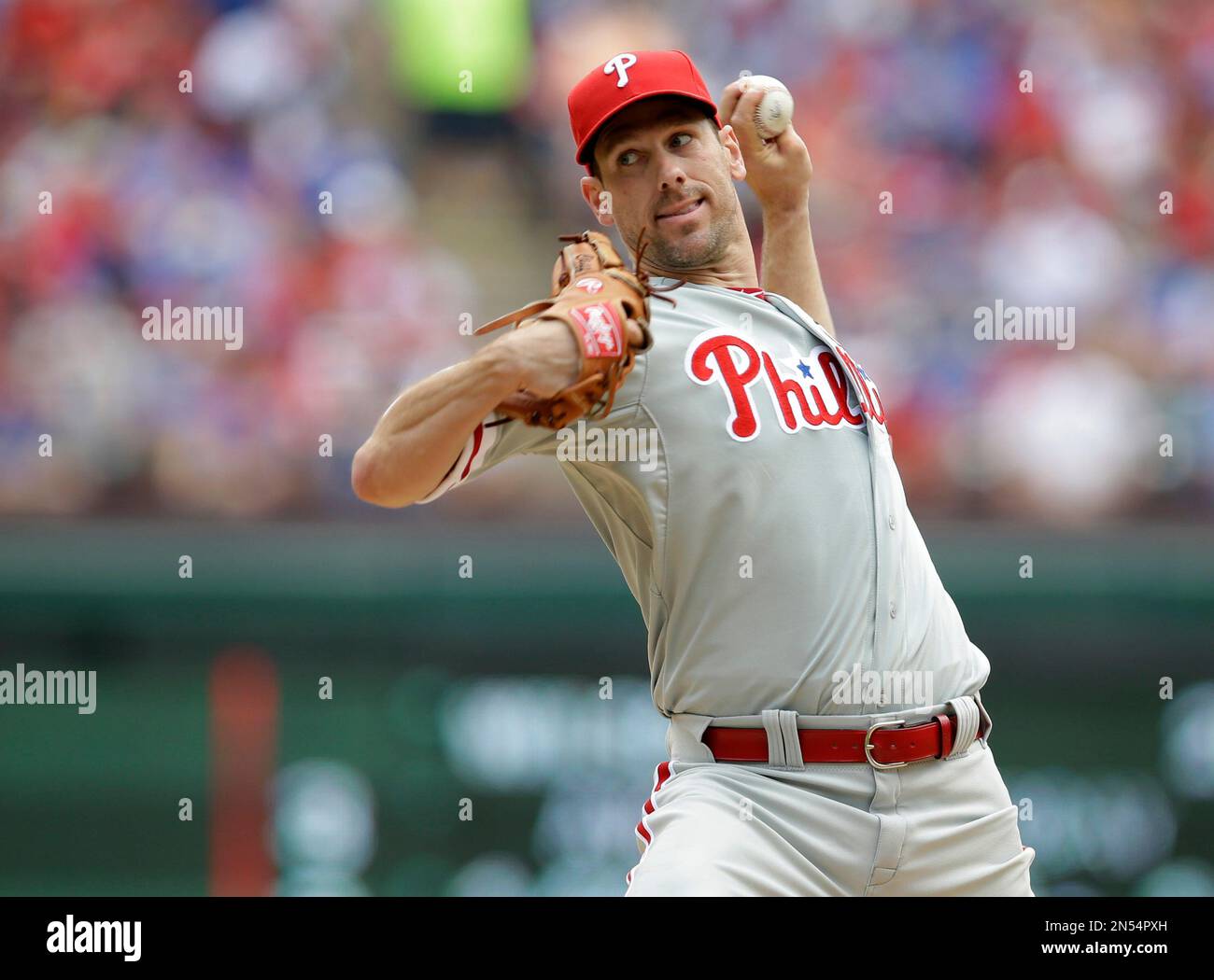 Philadelphia Phillies starting pitcher Cliff Lee delivers the ball to ...