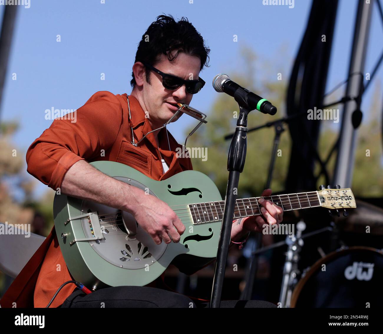 Garrett Dutton of G Love and Special Sauce, performs at the McDowell ...