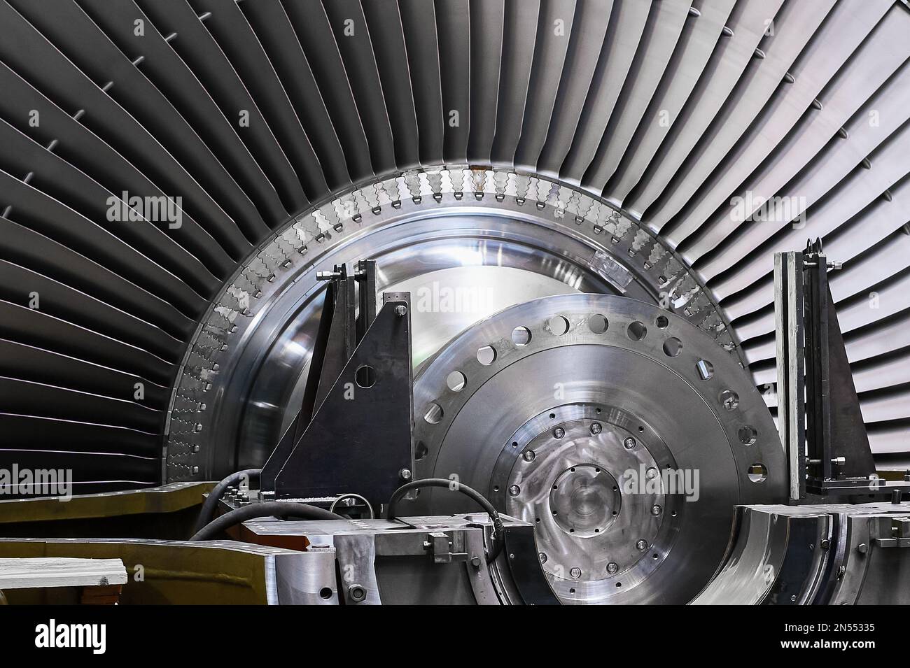 Rotor with blades of powerful steam turbine in workshop Stock Photo - Alamy