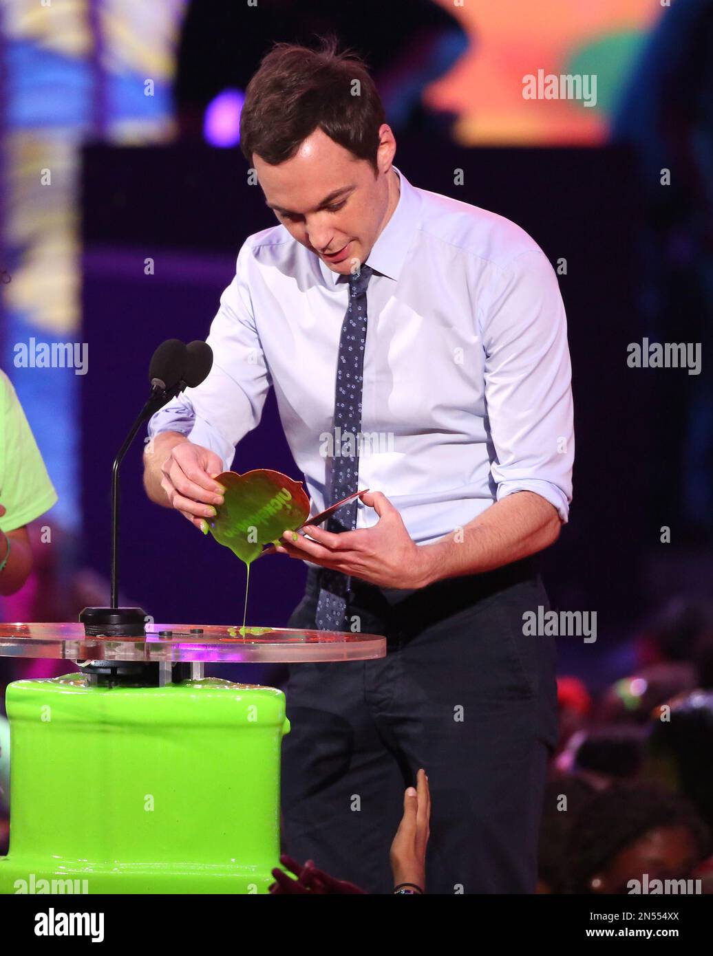 Jim Parsons presents the award for favorite animated movie at the 27th ...