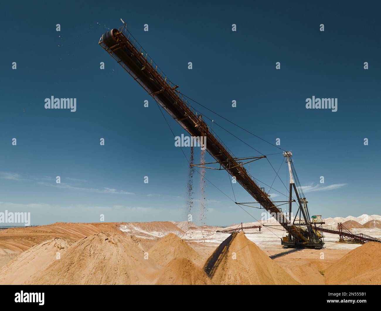 Spreader and belt stacker for transportation sand and gravel Stock ...