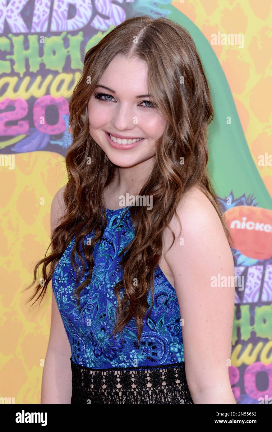 Sammi Hanratty arrives at the 27th annual Kids' Choice Awards at the ...
