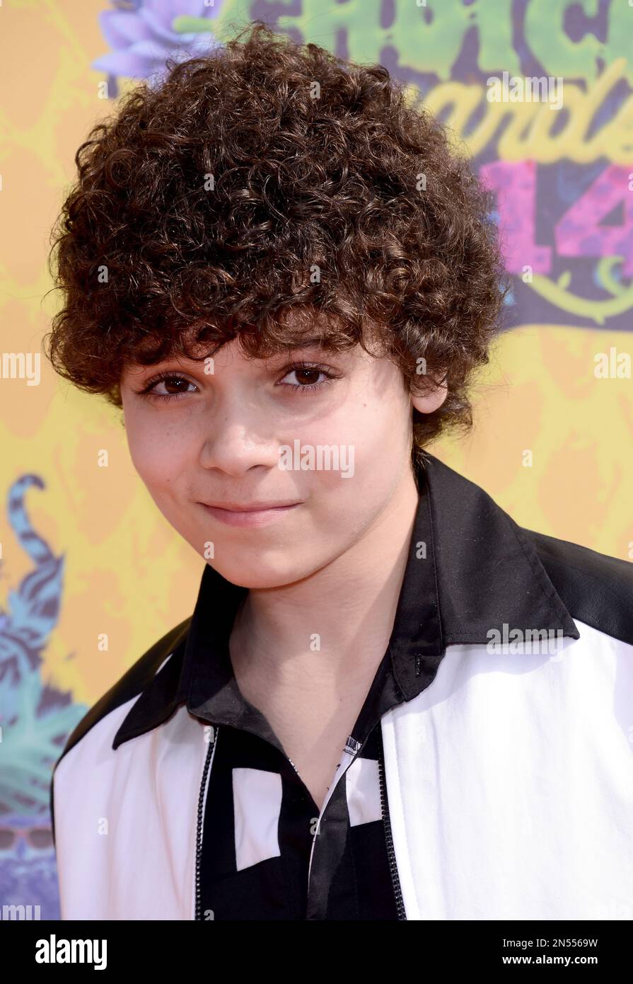 Cameron Ocasio arrives at the 27th annual Kids' Choice Awards at the ...