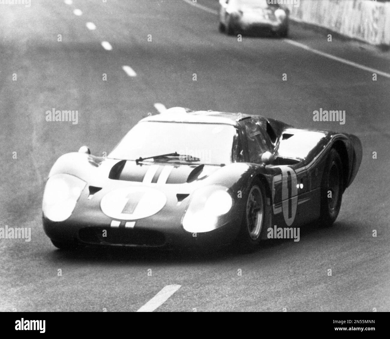The American Ford, driven by American drivers Dan Gurney and Anthony ...