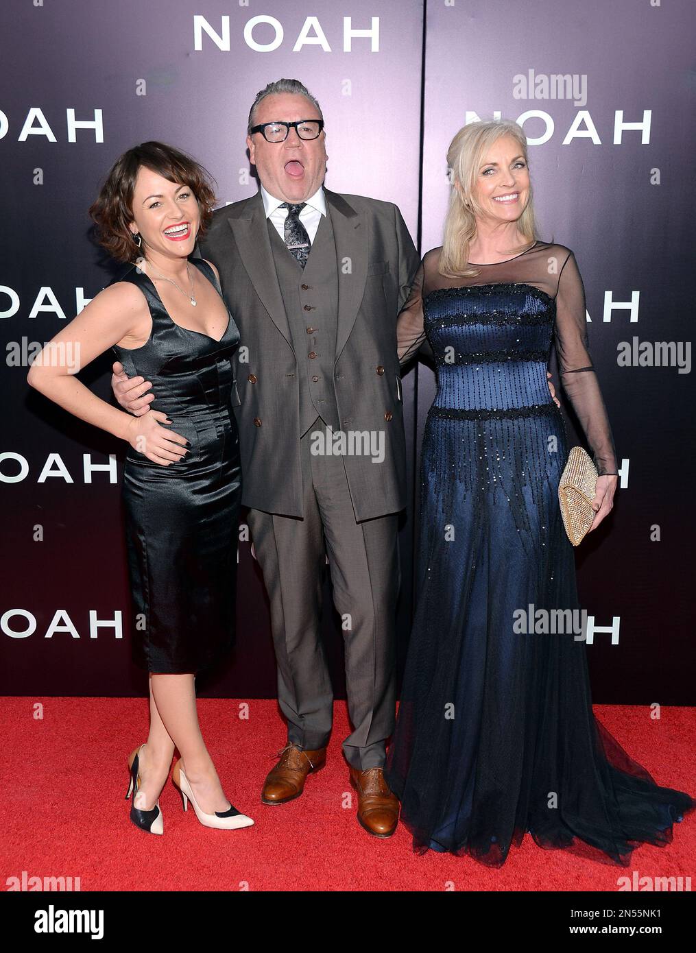 Actor Ray Winstone poses with his wife Elaine Winstone and daughter ...