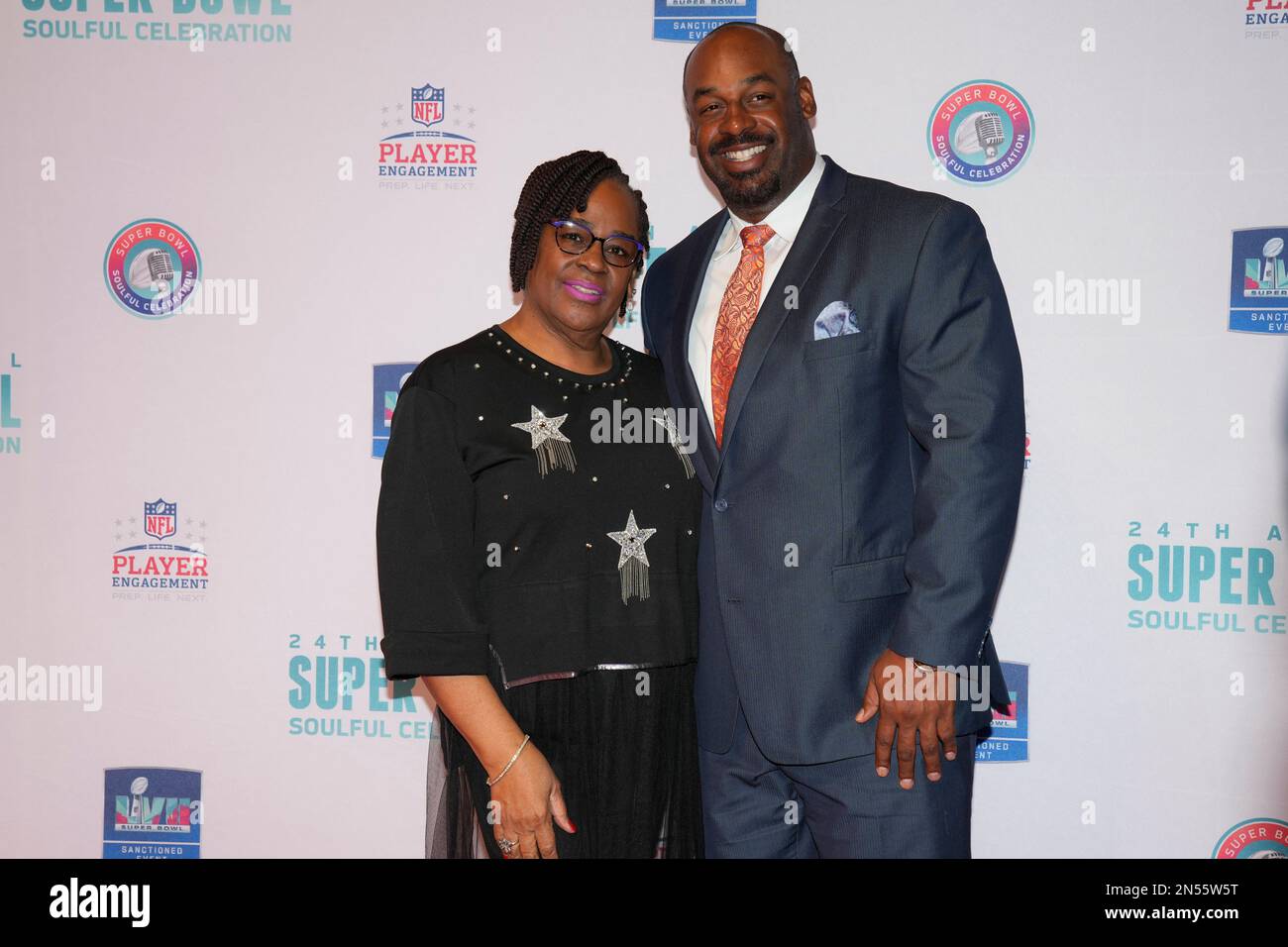 Donavan McNabb and his mother Wilma attend the 24th annual Super Bowl ...