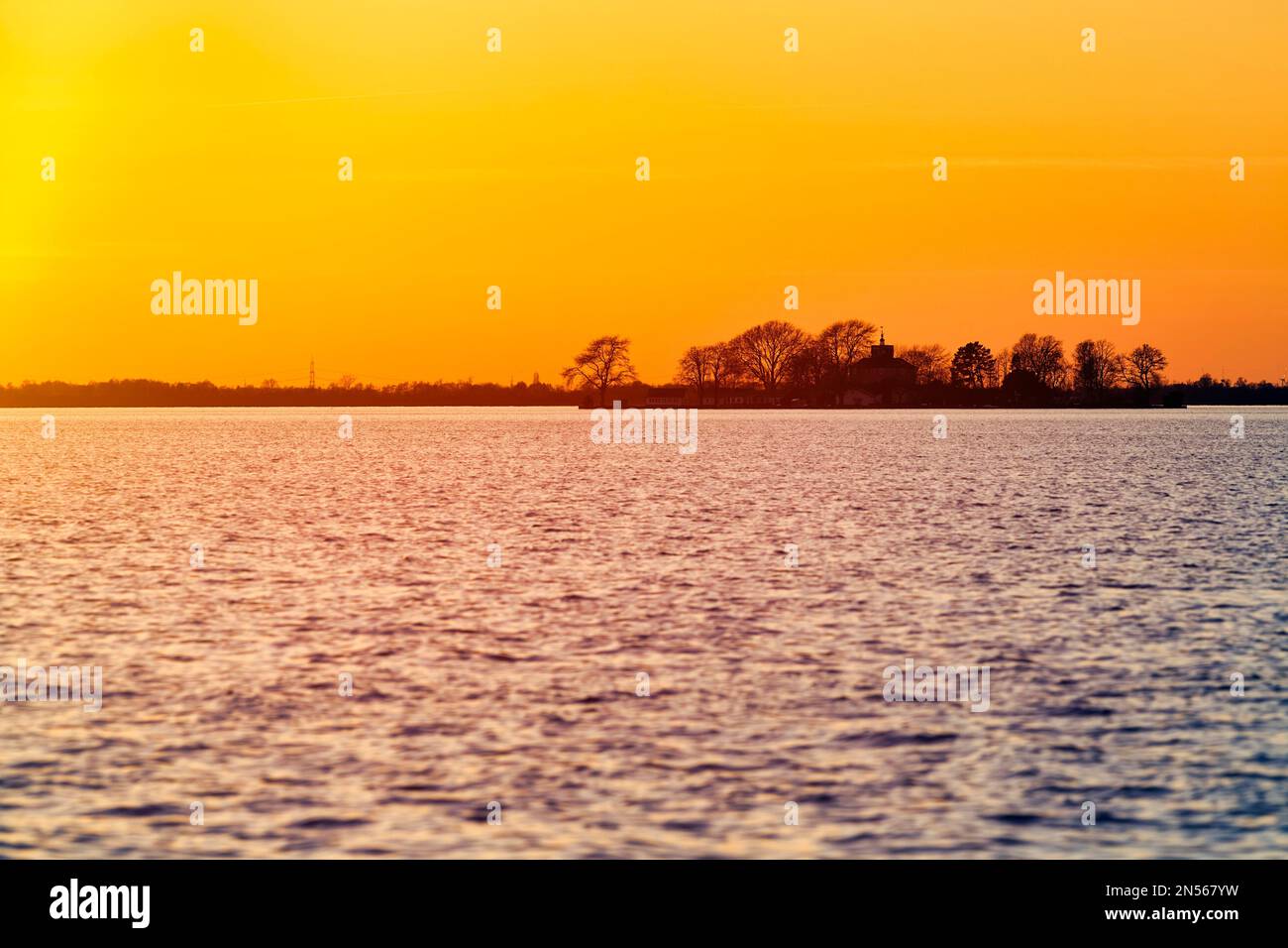 Sunset at the Steinhuder Meer, View of Wilhelmstein Island, Steinhude ...
