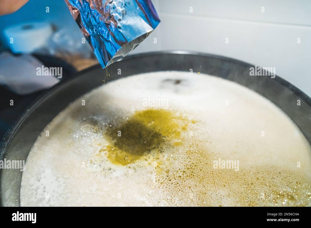 Boiling hops hi-res stock photography and images - Alamy