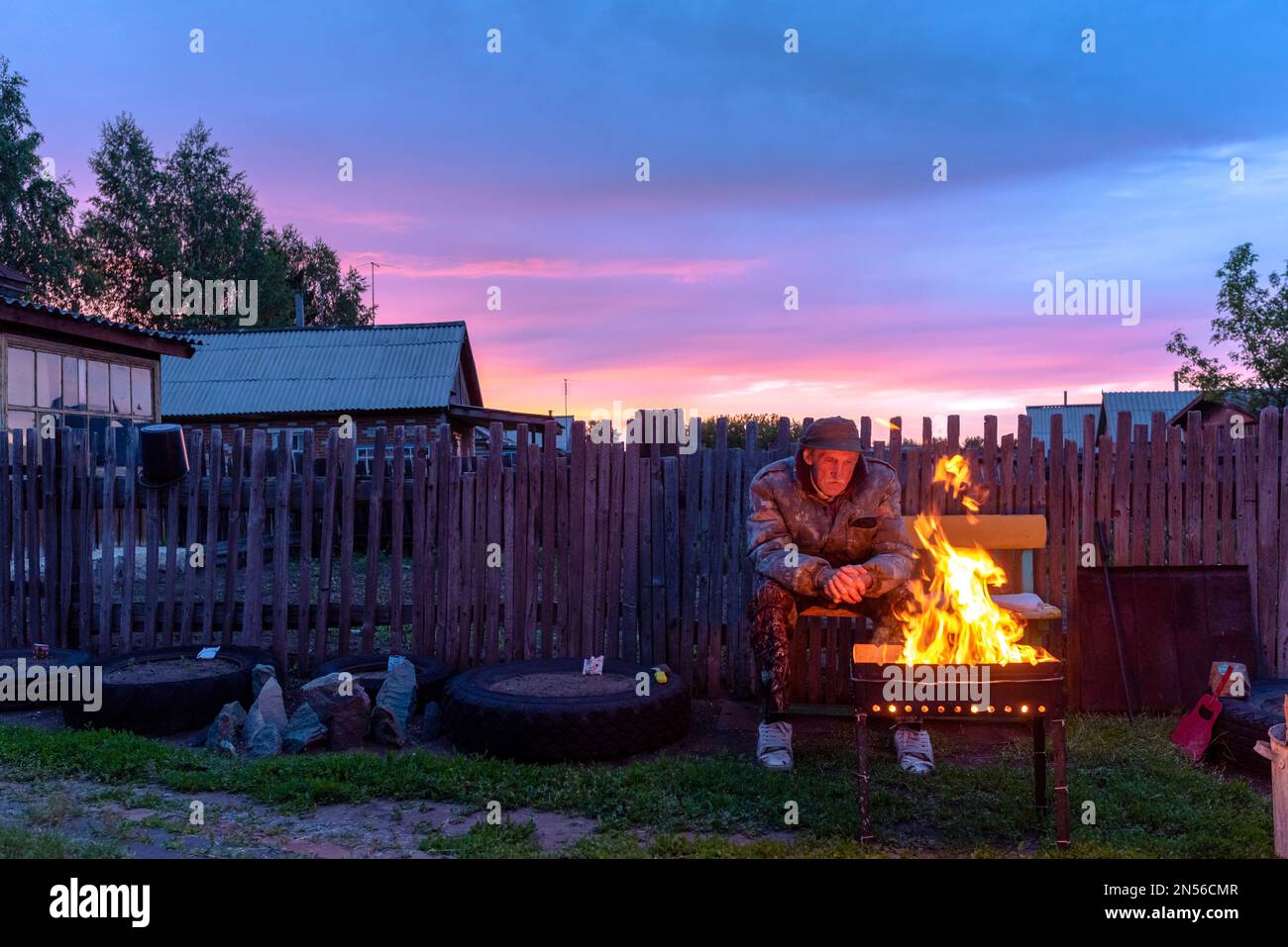 Old cottage fire hi-res stock photography and images - Alamy