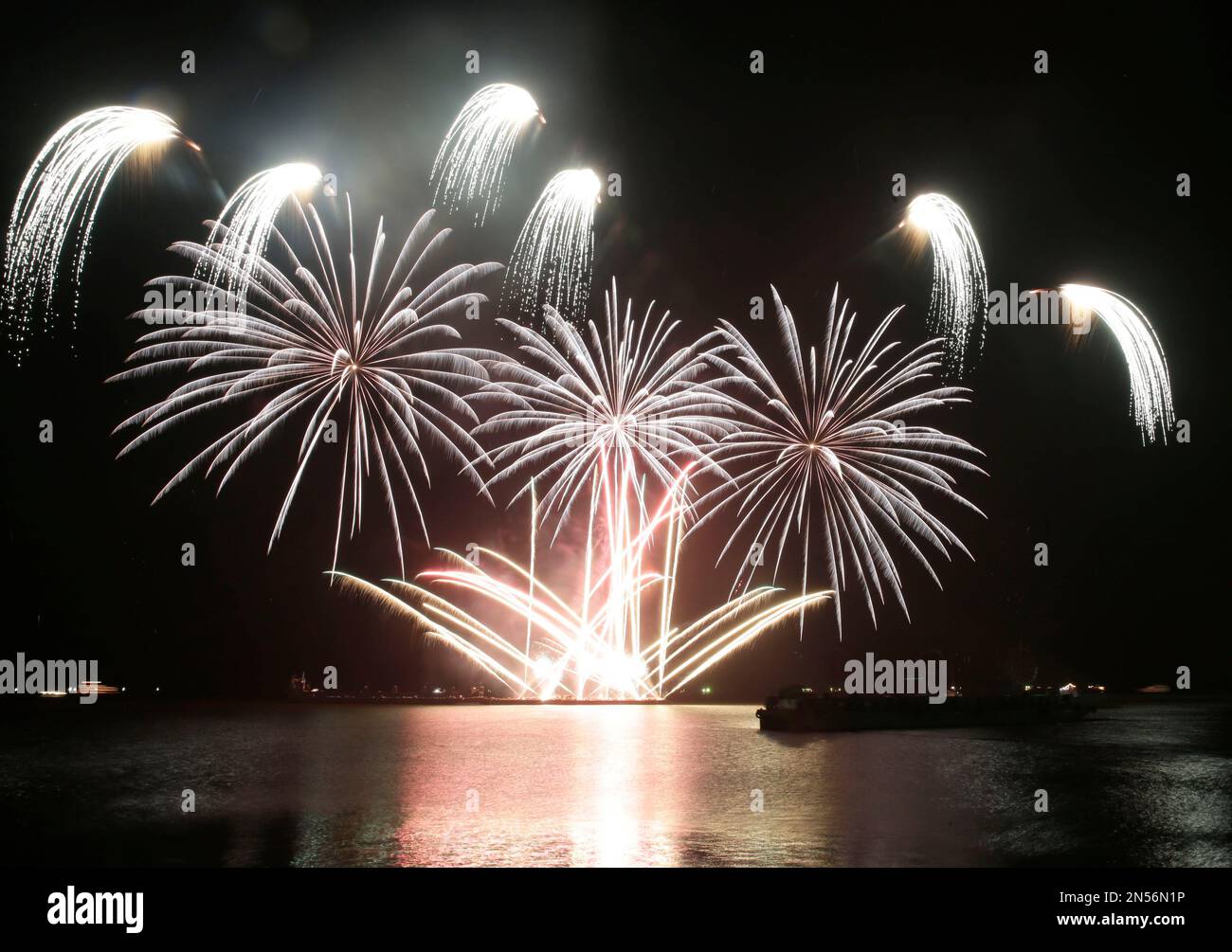 Fireworks from the Philippines' Platinum Fireworks illuminate the sky ...
