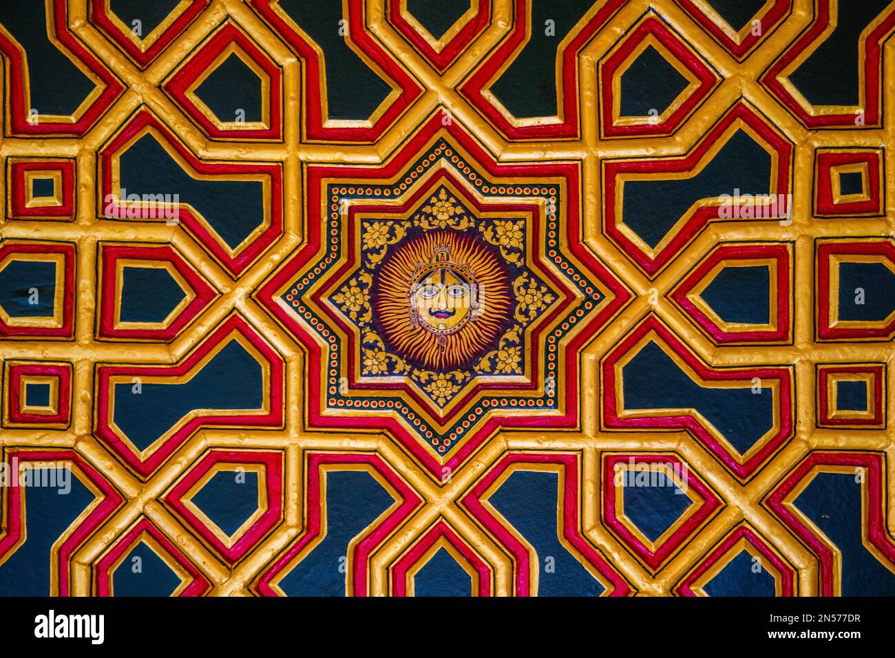 Ceiling of the private audience hall Anup Mahal, magnificent rooms ...