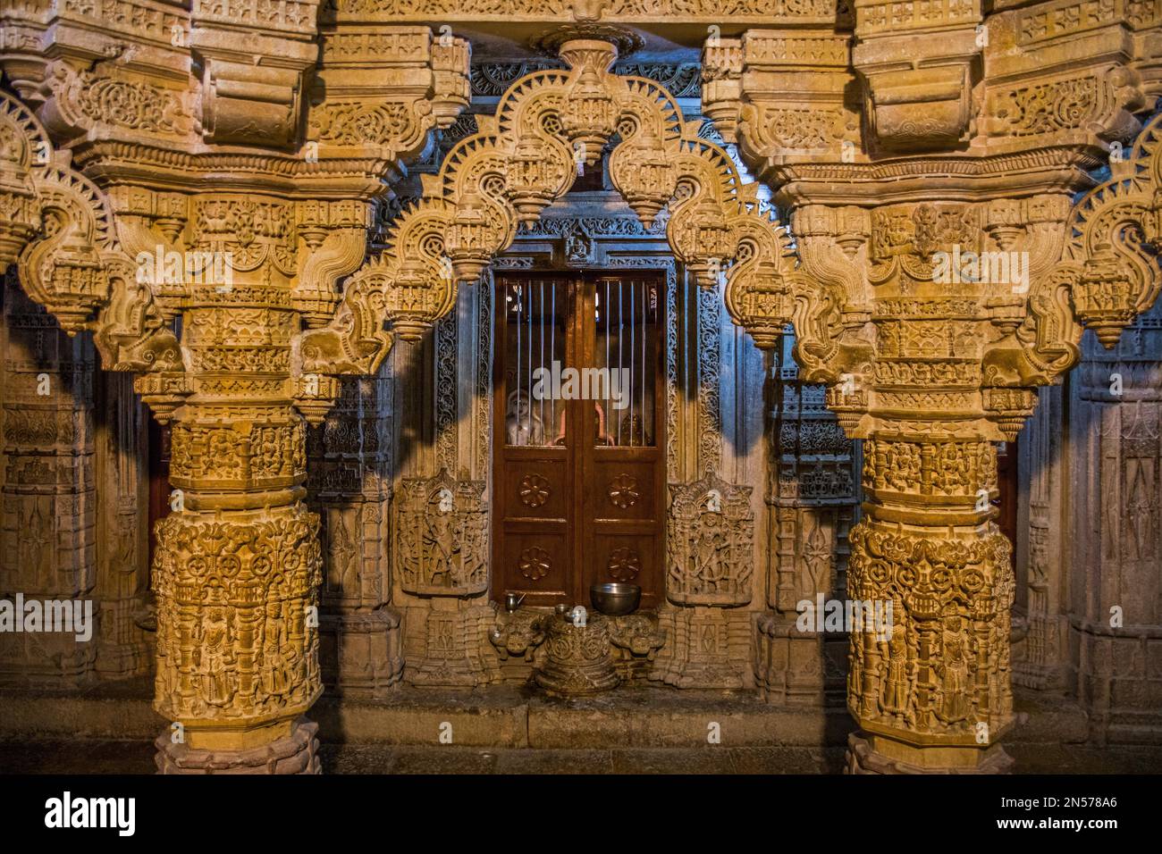 Filigree pillars, Rishabdev Jain temple in the fort, Jaisalmer ...