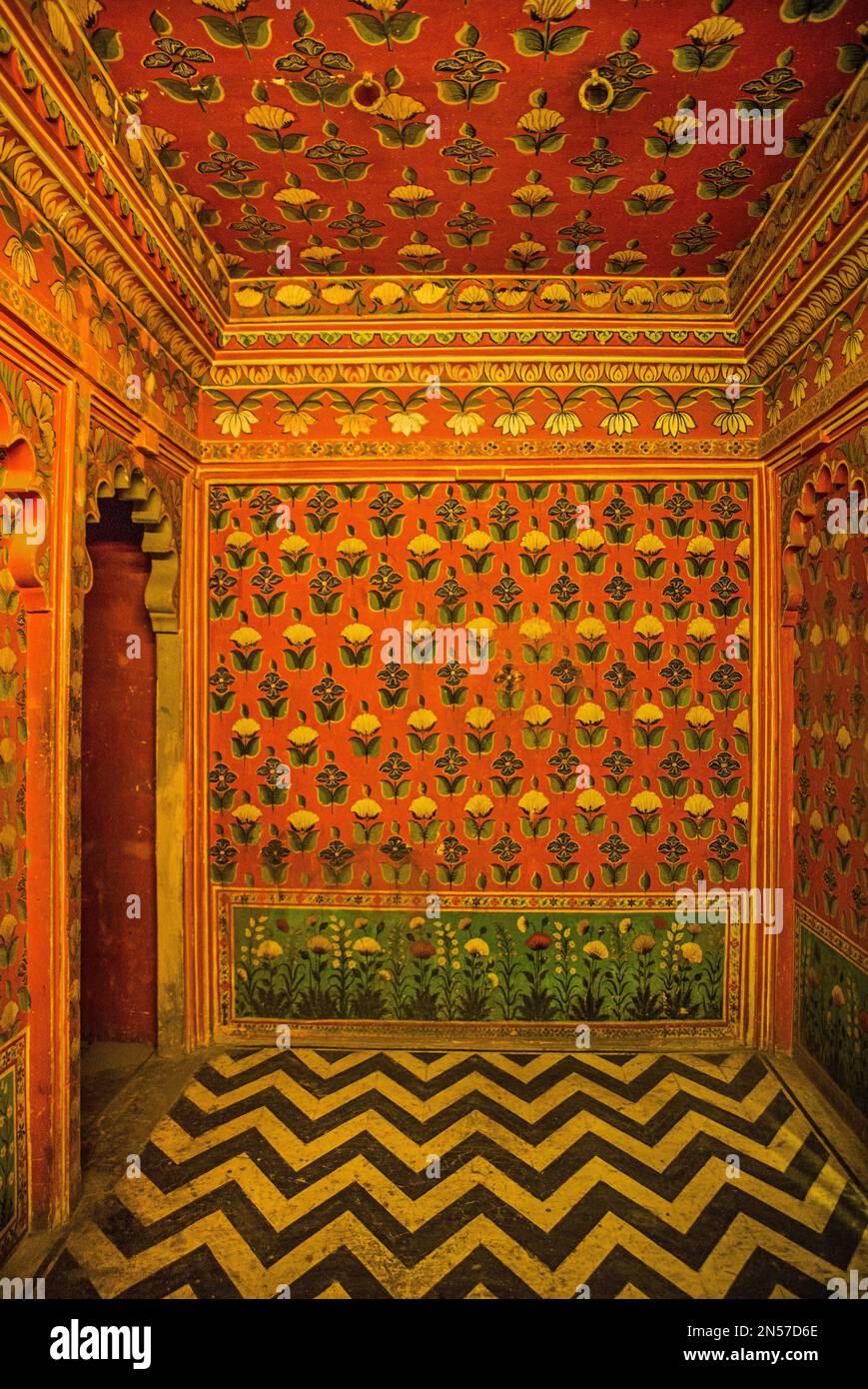 Magnificent Hall, City Palace Museum, Udaipur, Udaipur, Rajasthan ...