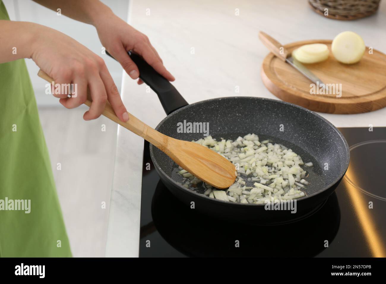 Chopped modern hi-res stock photography and images - Alamy