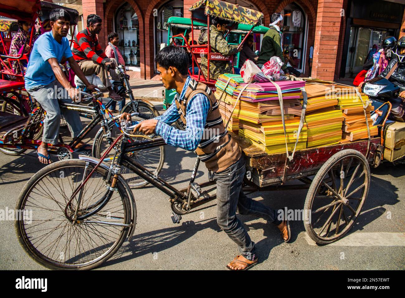 Cycle rickshaw, traffic chaos in Old Delhi, Delhi, India Stock Photo ...