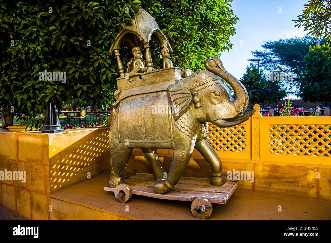 Elephant, handicraft in Rajasthan, Rajasthan, India Stock Photo - Alamy