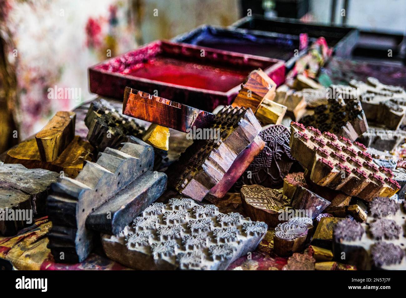 Handicraft cloth hi-res stock photography and images - Alamy