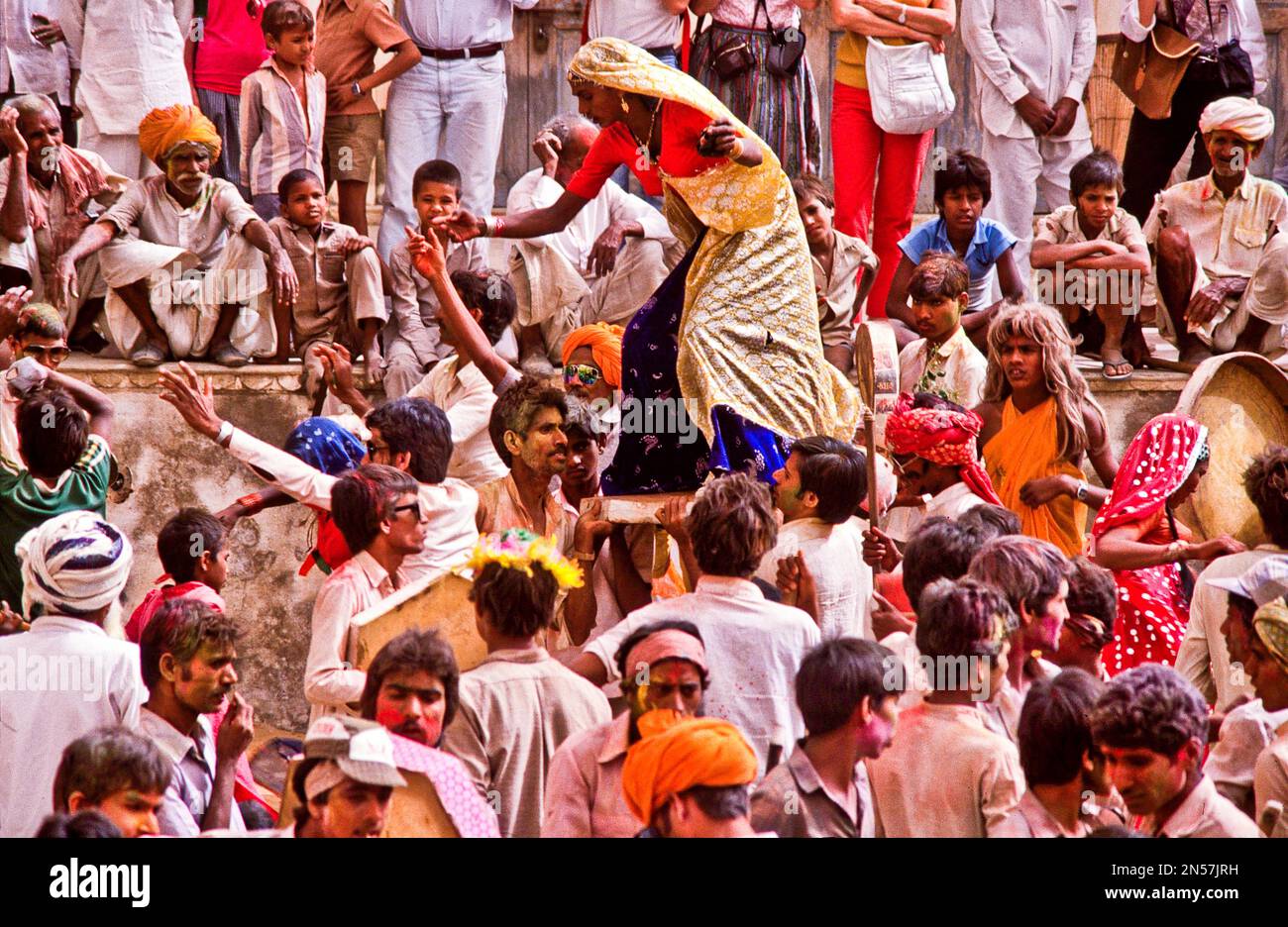 Human dancers and musicians, Holi festival, Mandawa, Rajasthan, India ...