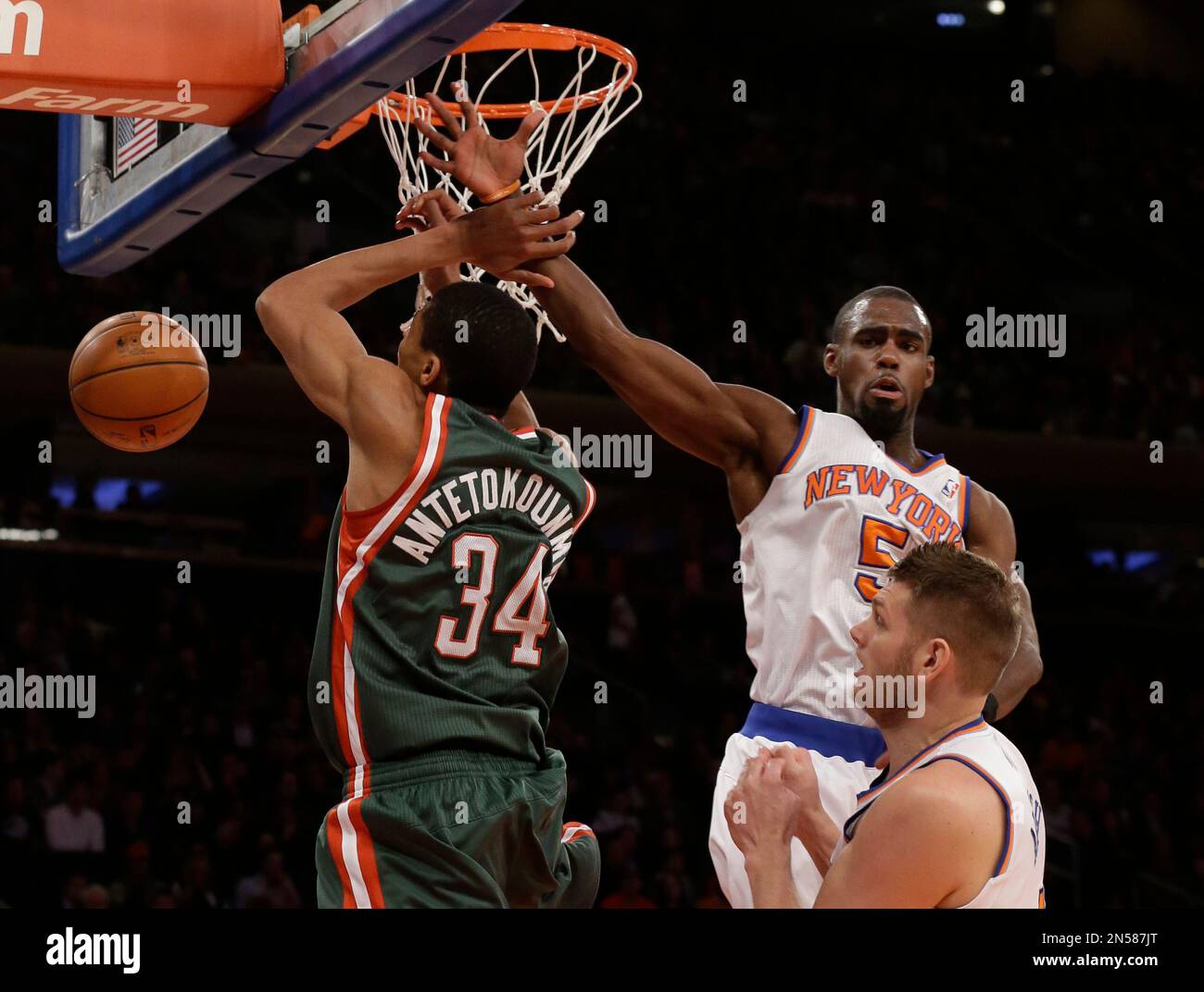 Tim Hardaway Jr Dunk Knicks