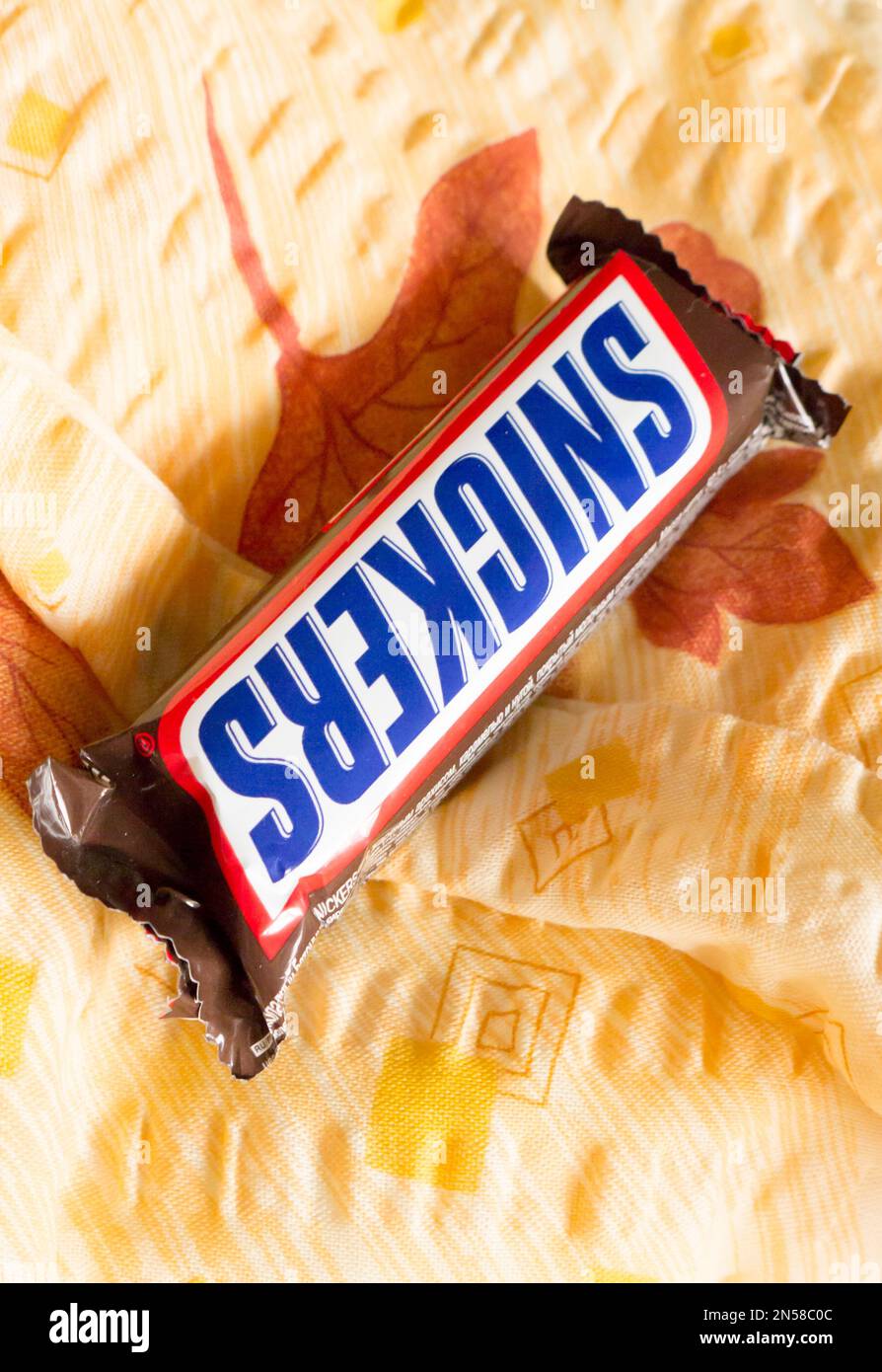 Peanuts not peeled on a black background hi-res stock photography and ...