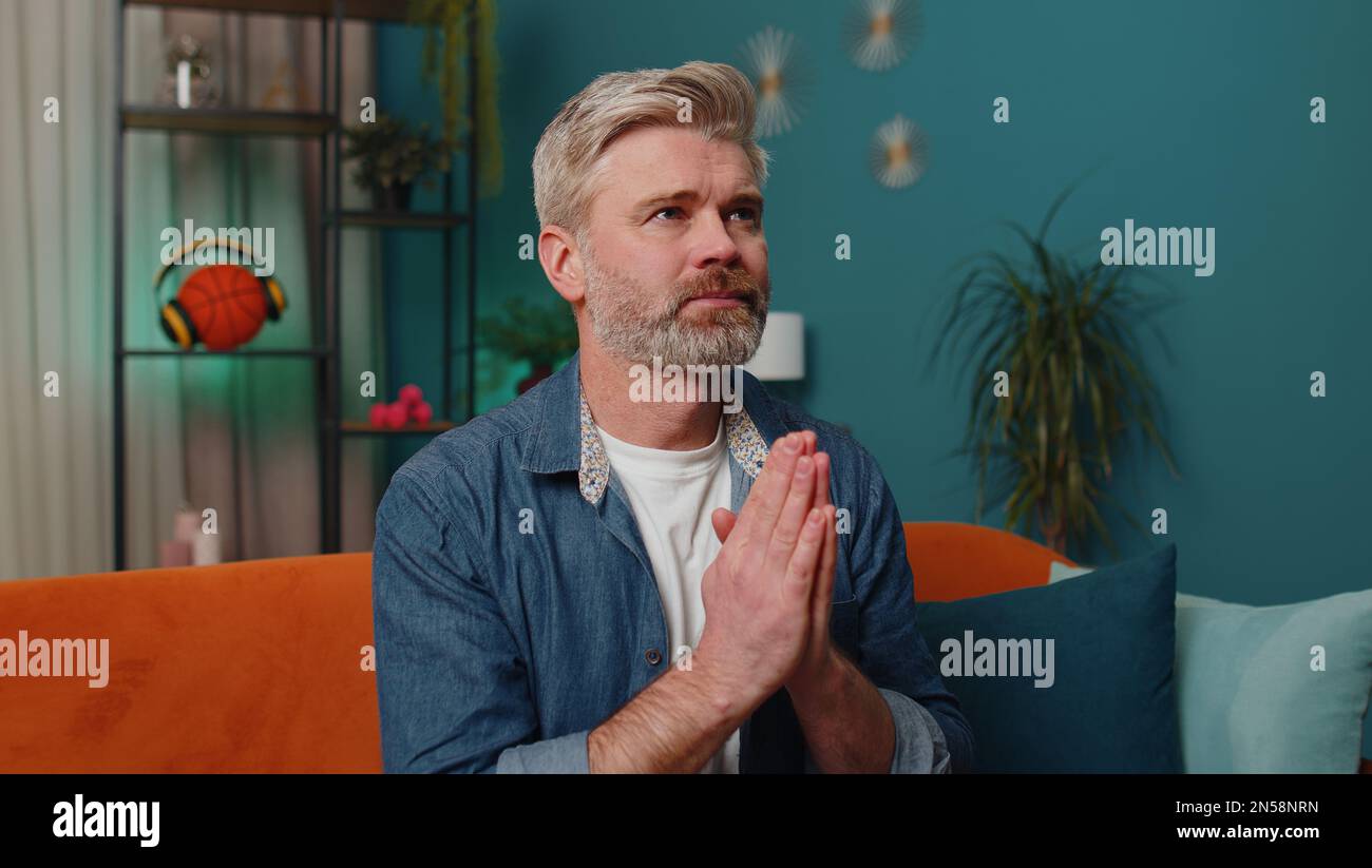 Thank you sincerely hi-res stock photography and images - Alamy