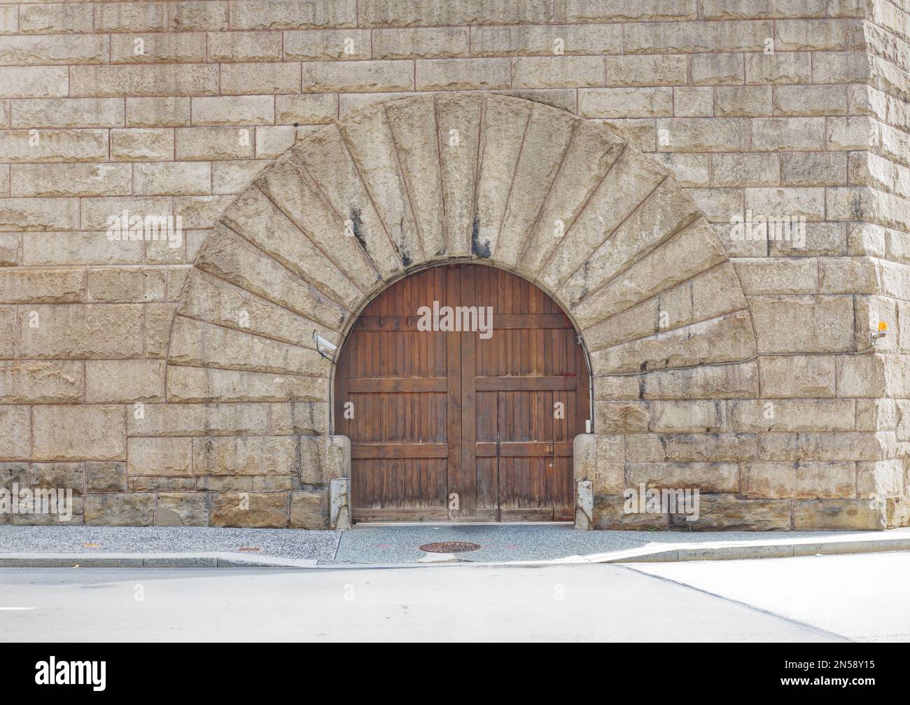 Allegheny County Courthouse and Jail, on Pittsburgh’s Grant Street, is ...