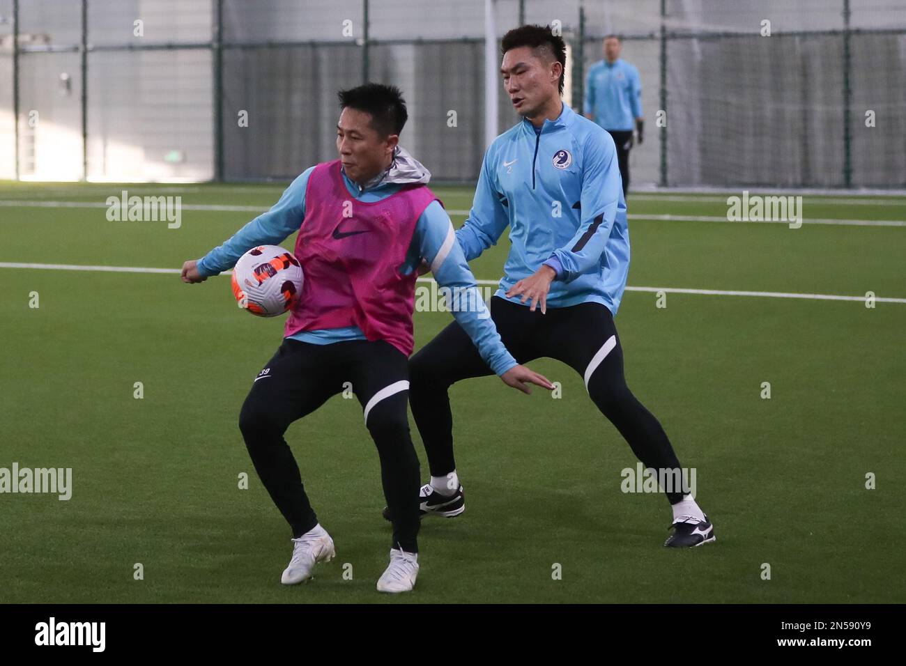 Dalian Professional Football Club conducts the first winter training to ...