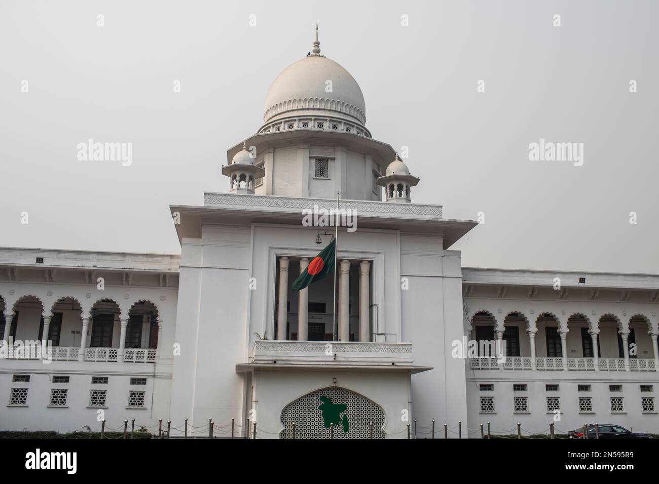 Bangladesh supreme court hi-res stock photography and images - Alamy