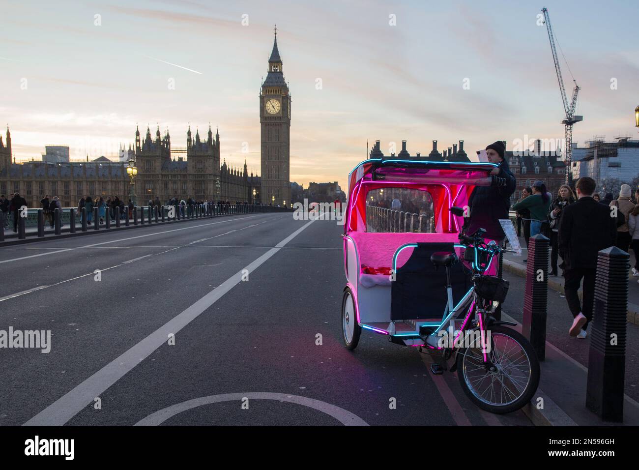Pink Rick Shaw and an amazing Sunset at Westminster Bridge London with ...
