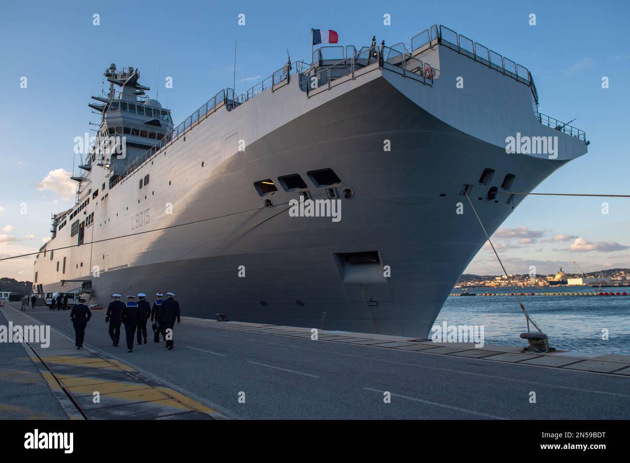 Sailors embark on the amphibious helicopter carrier (PHA) Dixmude. The ...