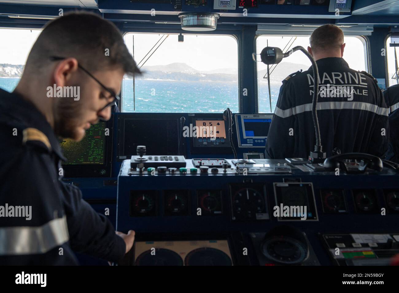 The command post of the amphibious helicopter carrier (PHA) Dixmude ...