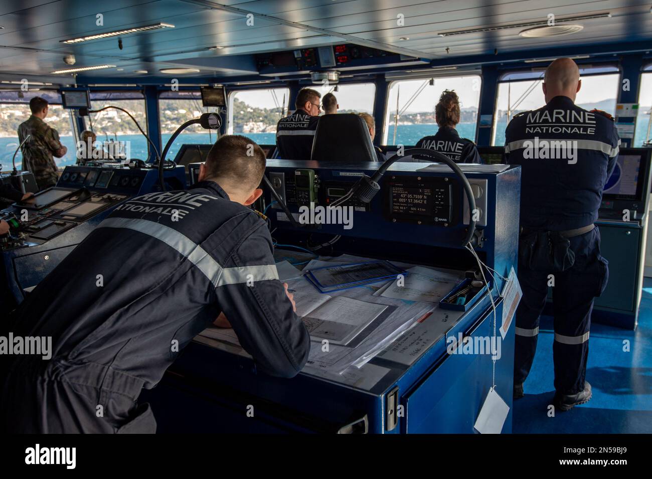 The command post of the amphibious helicopter carrier (PHA) Dixmude ...