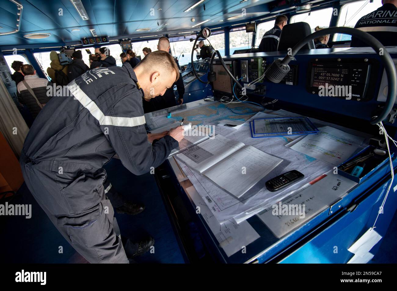The command post of the amphibious helicopter carrier (PHA) Dixmude ...