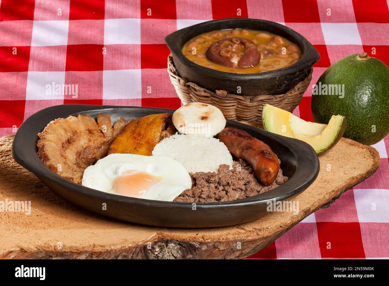 Bandeja Paisa Mountaineer The Most Representative Dish Of Colombia And ...